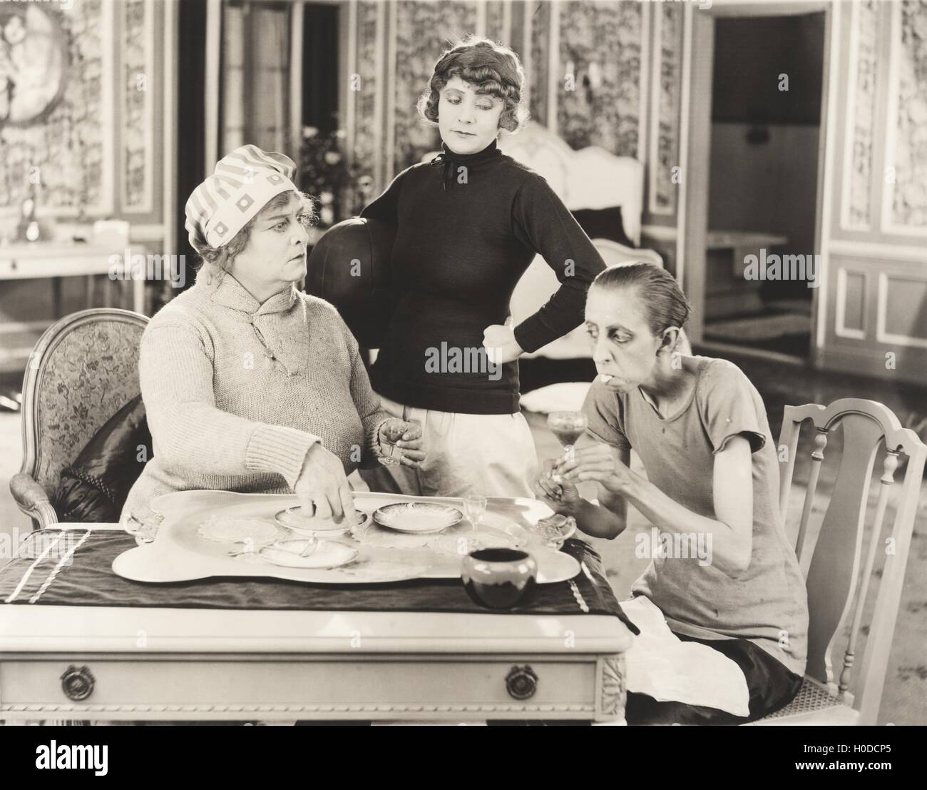 Force feeding hi-res stock photography and images - Alamy