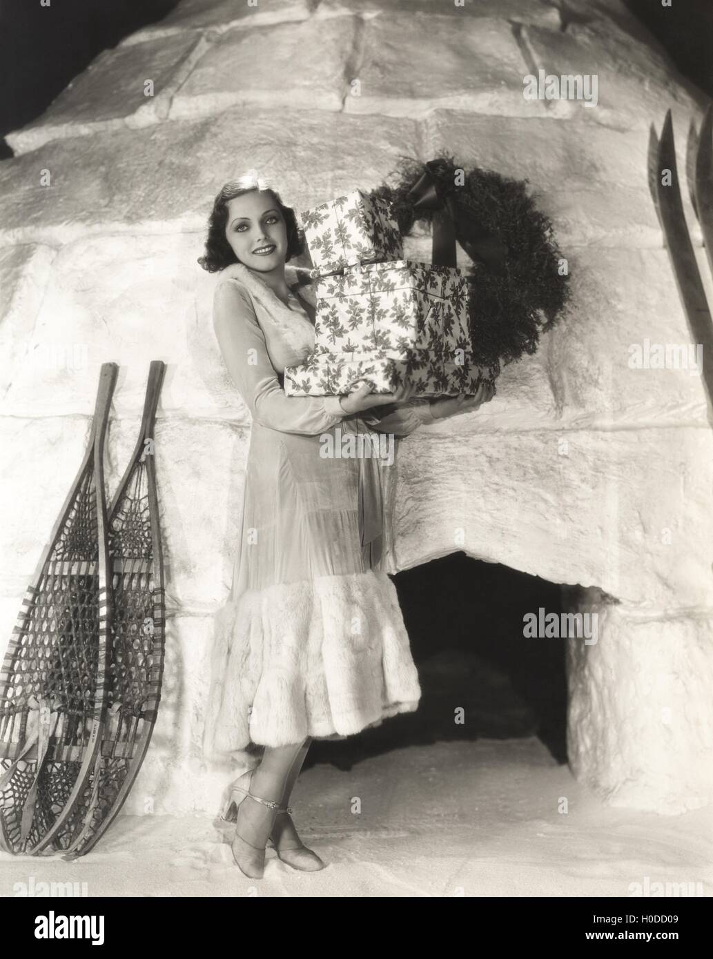 1940s historical outside in hi-res stock photography and images - Alamy