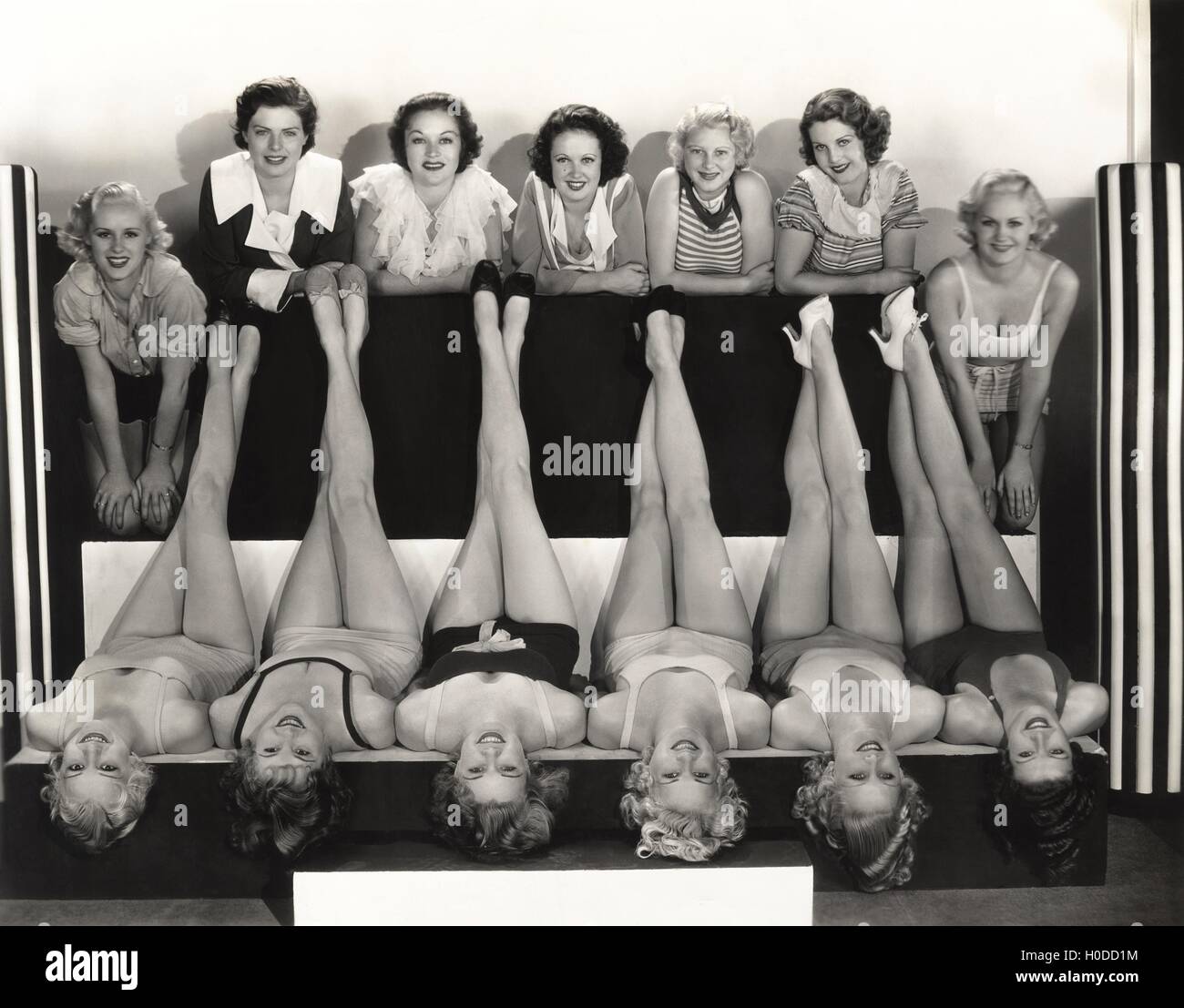 Women legs 1940s hi-res stock photography and images - Alamy