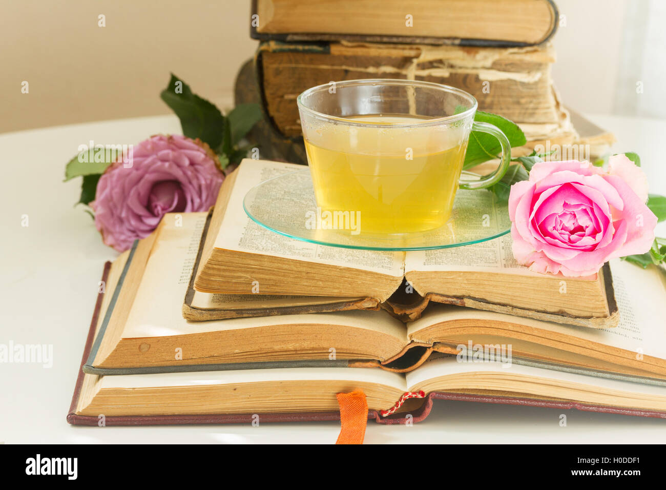 Teacup book rustic table hi-res stock photography and images - Alamy