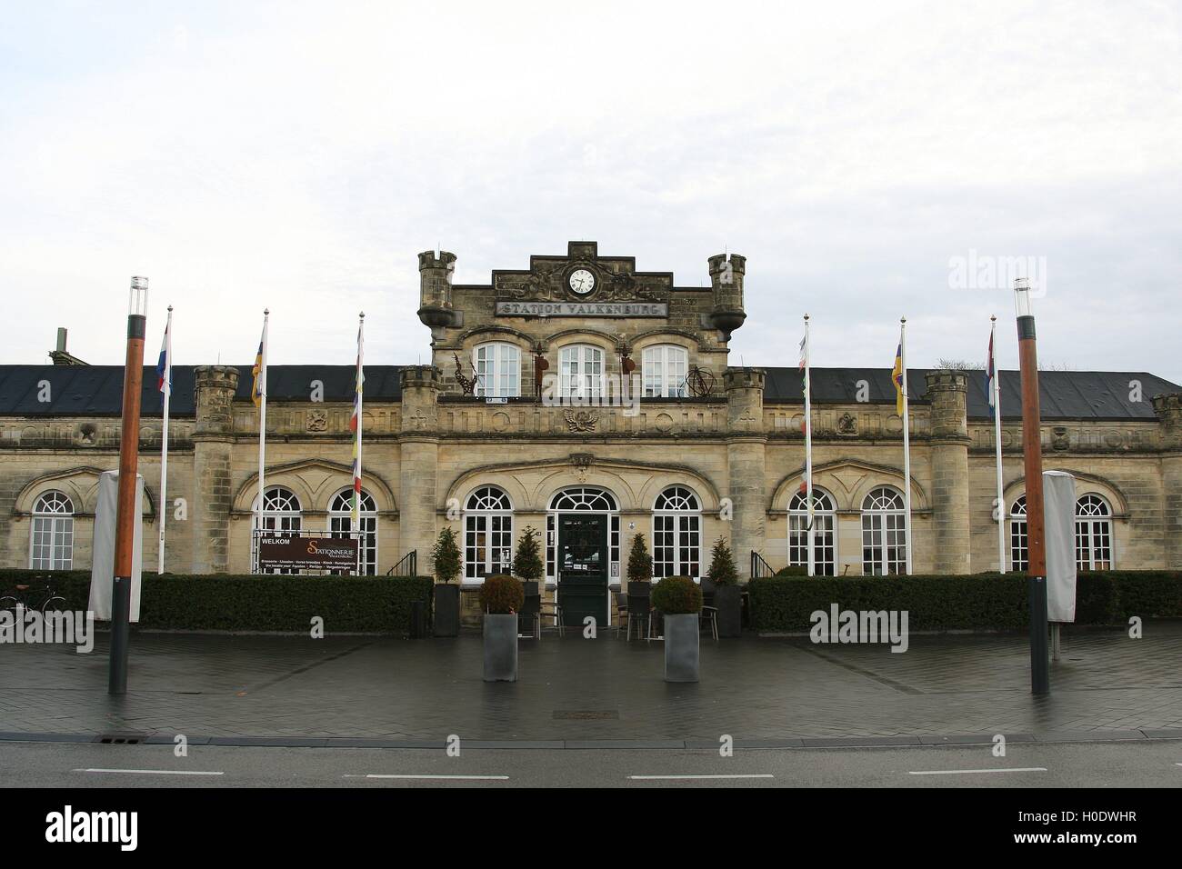 Aachen railway station in hi-res stock photography and images - Alamy