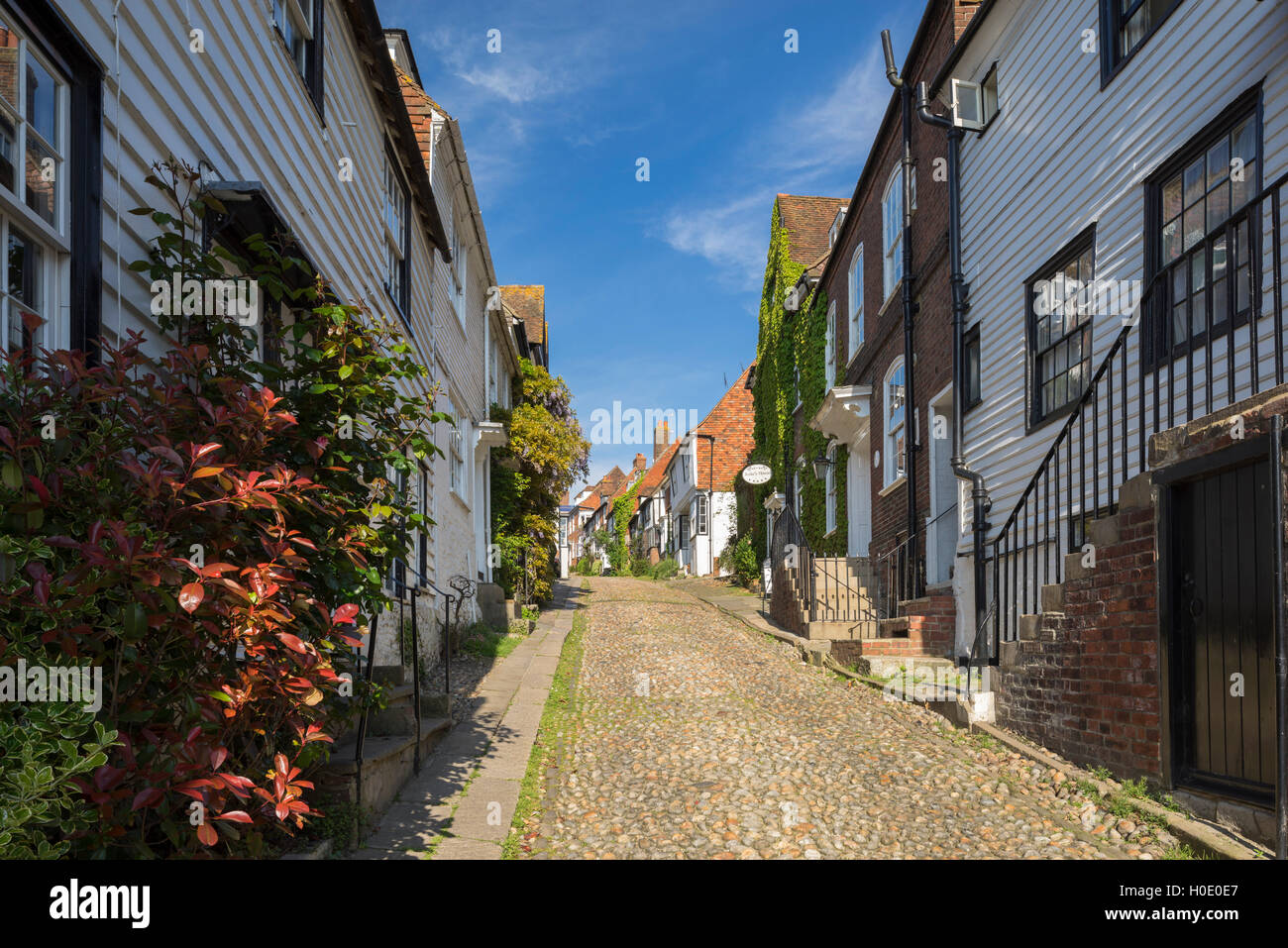 Cobbled Mermaid Street in Rye. Sussex. England. UK Stock Photo - Alamy