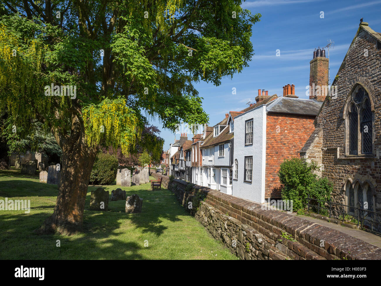Church square rye houses hi-res stock photography and images - Alamy