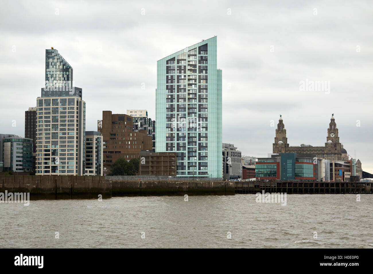 Alexandra dock hi-res stock photography and images - Alamy