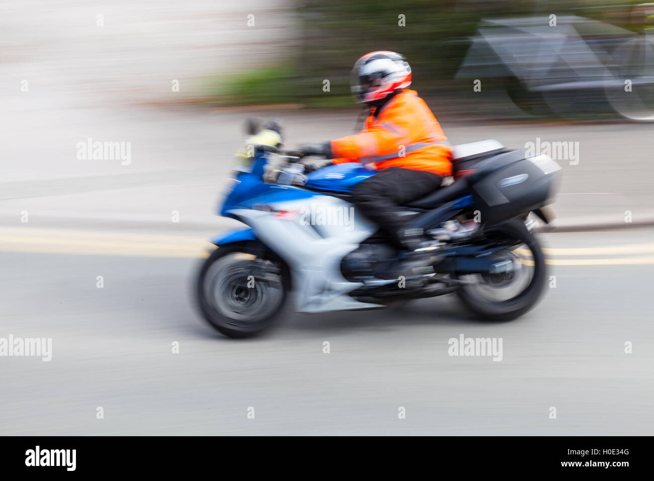 Moving cycle hi-res stock photography and images - Alamy