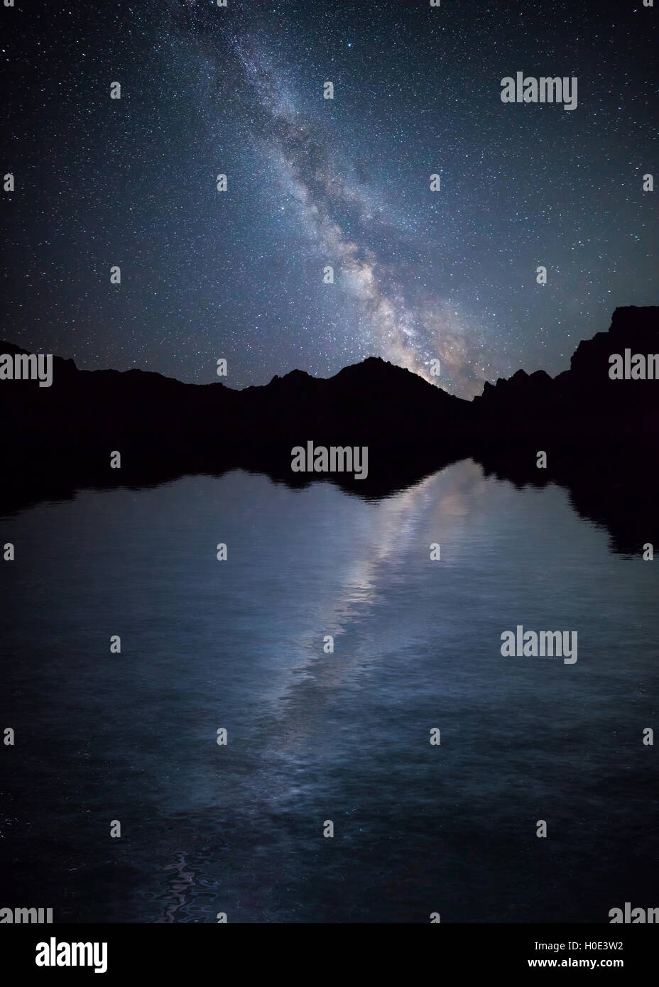 Night sky full of stars reflecting on the water surface Stock Photo - Alamy