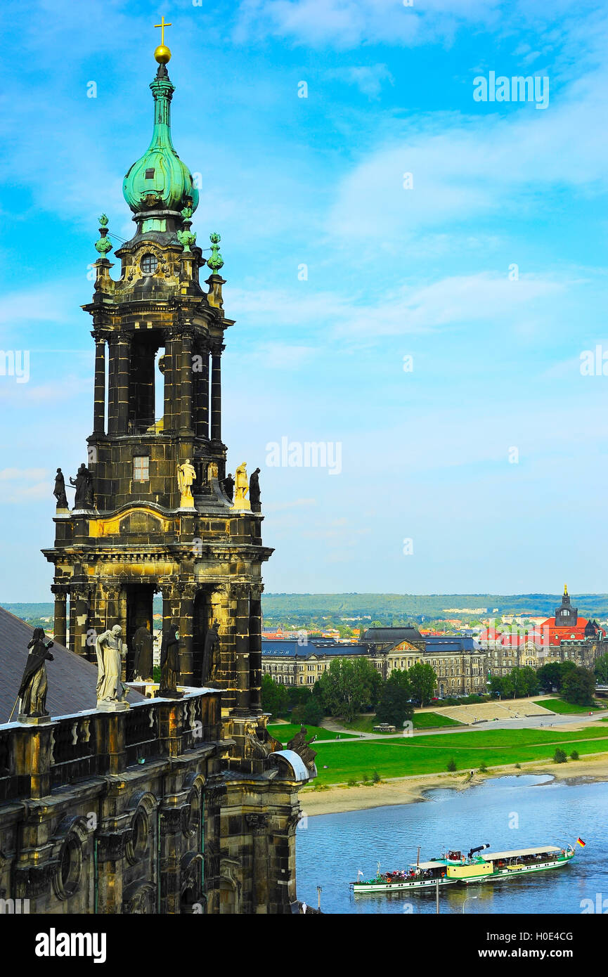 Dresden church of the cross hi-res stock photography and images - Alamy