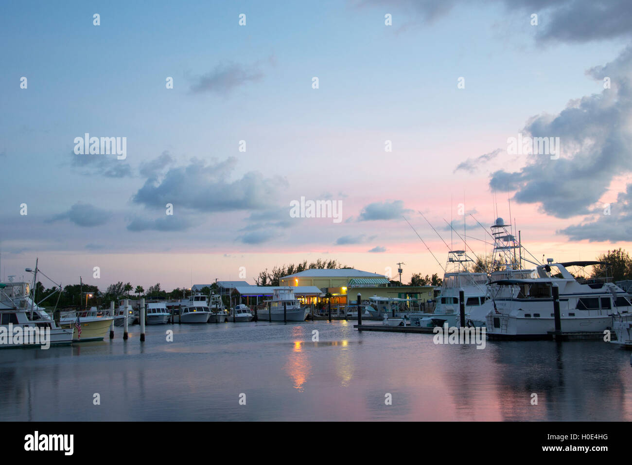 Yacht sunset keys hi-res stock photography and images - Alamy