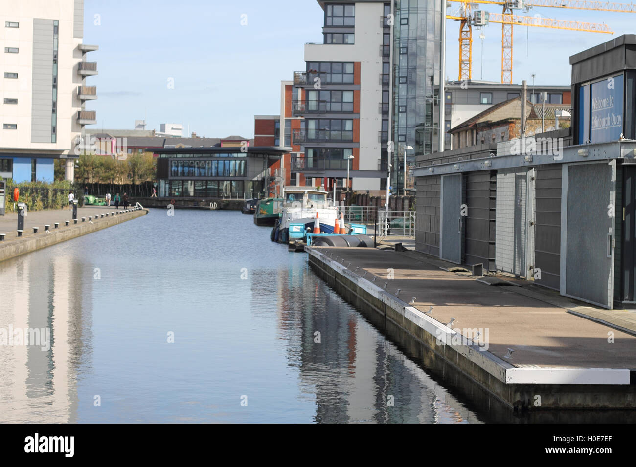 Edinburgh redevelopment hi-res stock photography and images - Alamy