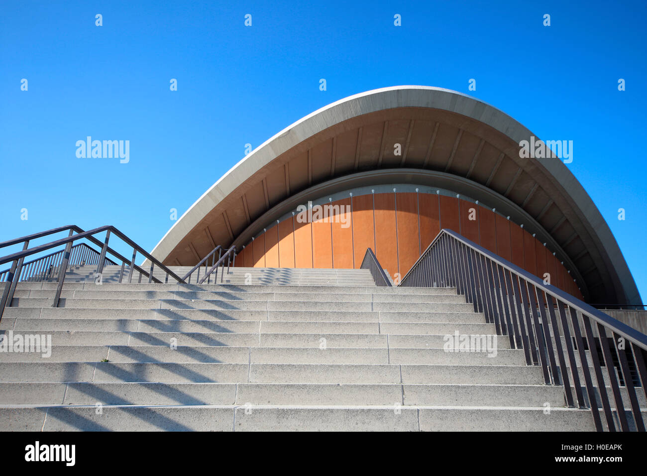 Berlin congress hall Stock Photo - Alamy