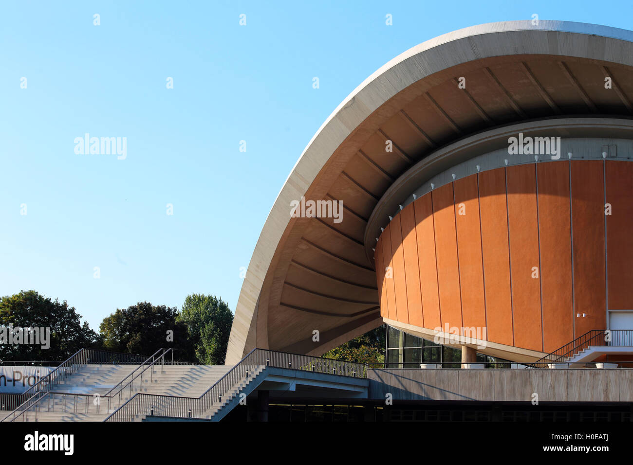 Berlin congress hall Stock Photo - Alamy