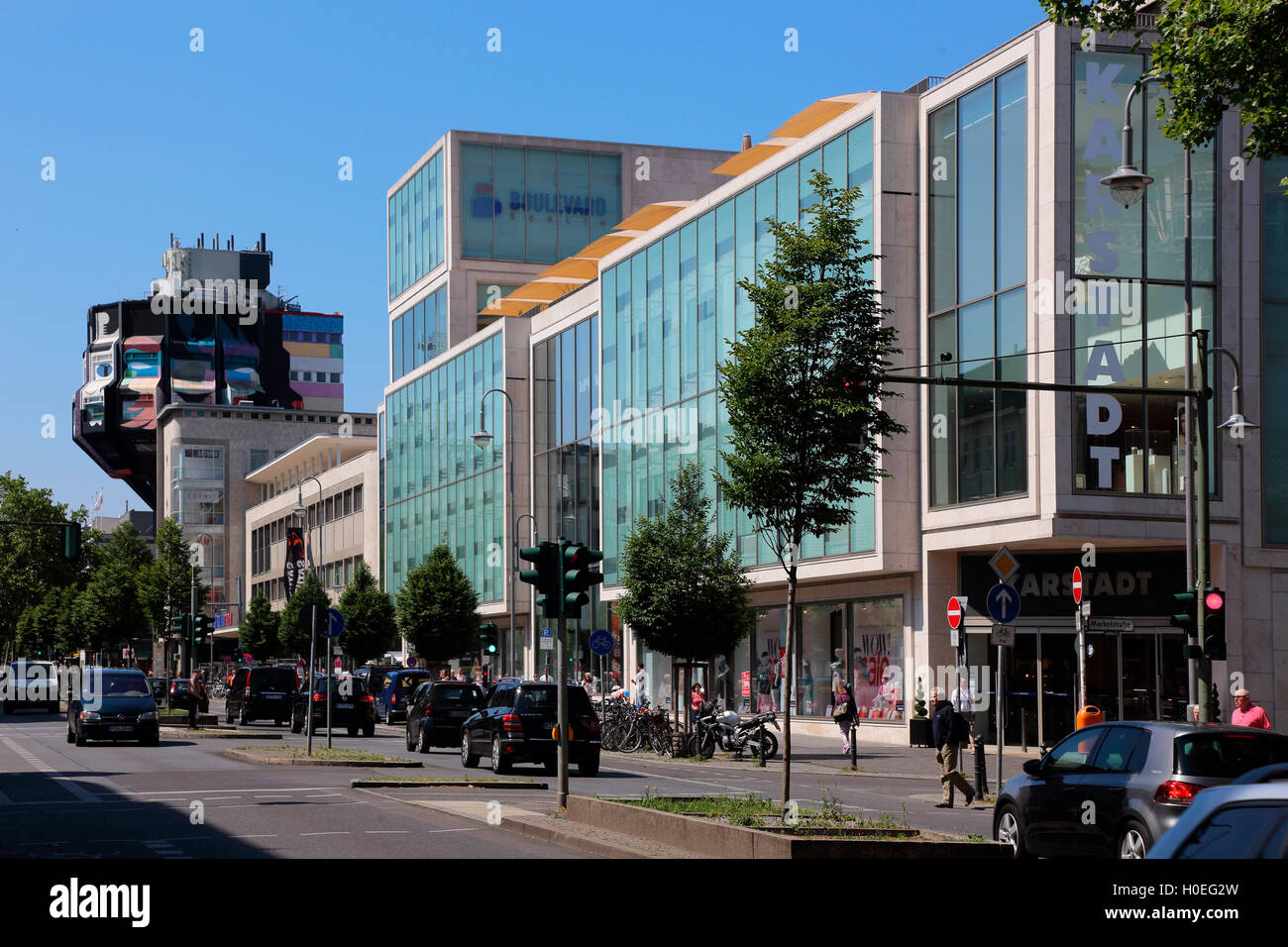 Berlin shopping boulevard hi-res stock photography and images - Alamy