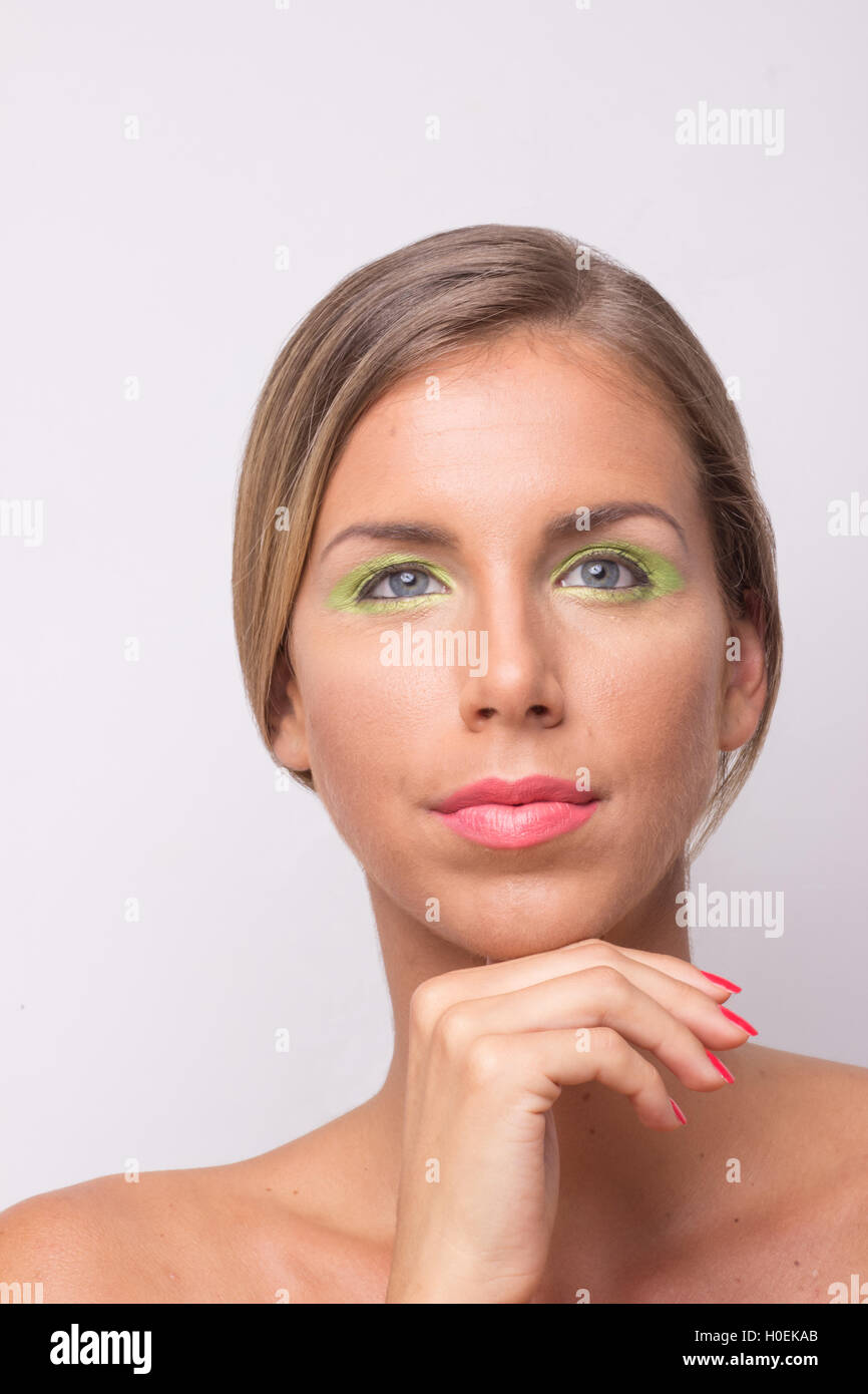 Young beautiful woman head hi-res stock photography and images - Alamy