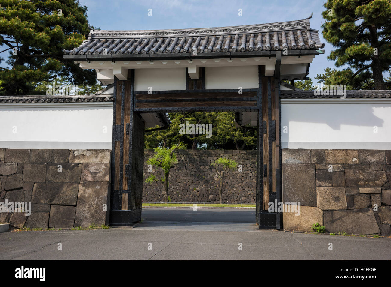Sakuradamon Gate, Imperial Palace, Chiyoda-Ku,Tokyo, Japan Stock Photo ...