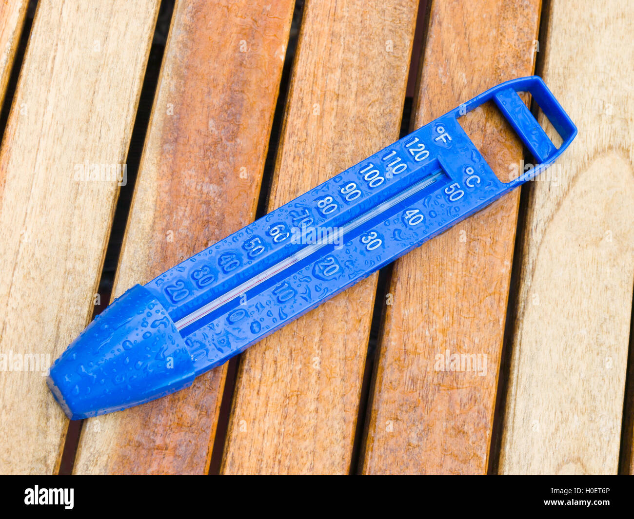 Temperature thermometer swimming pool hi-res stock photography and ...