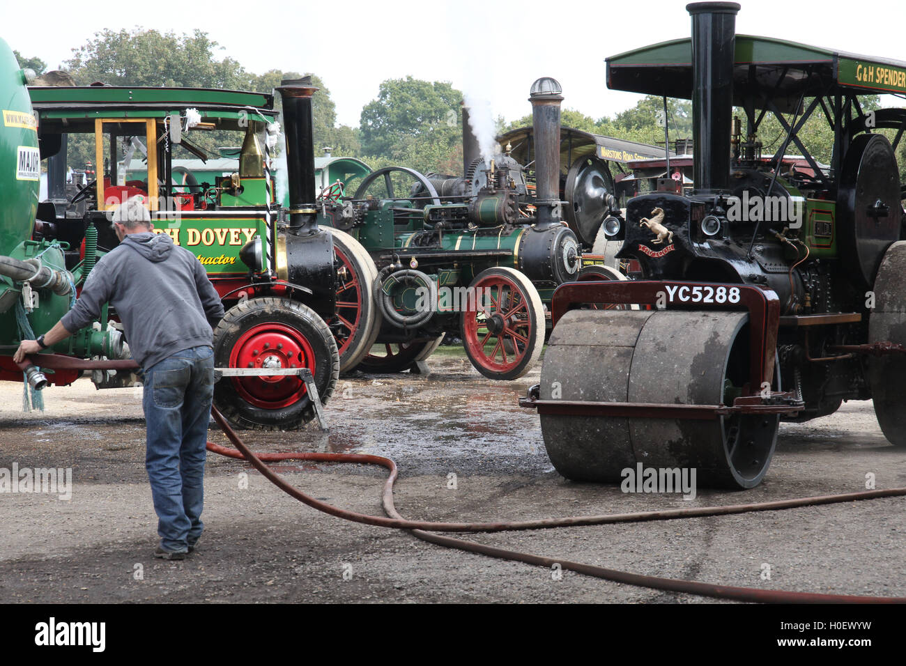 Traction steam roller hi-res stock photography and images - Alamy