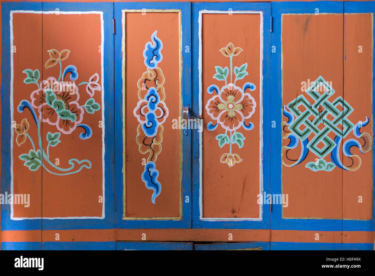 Traditional bhutanese decorative artwork hi-res stock photography and ...
