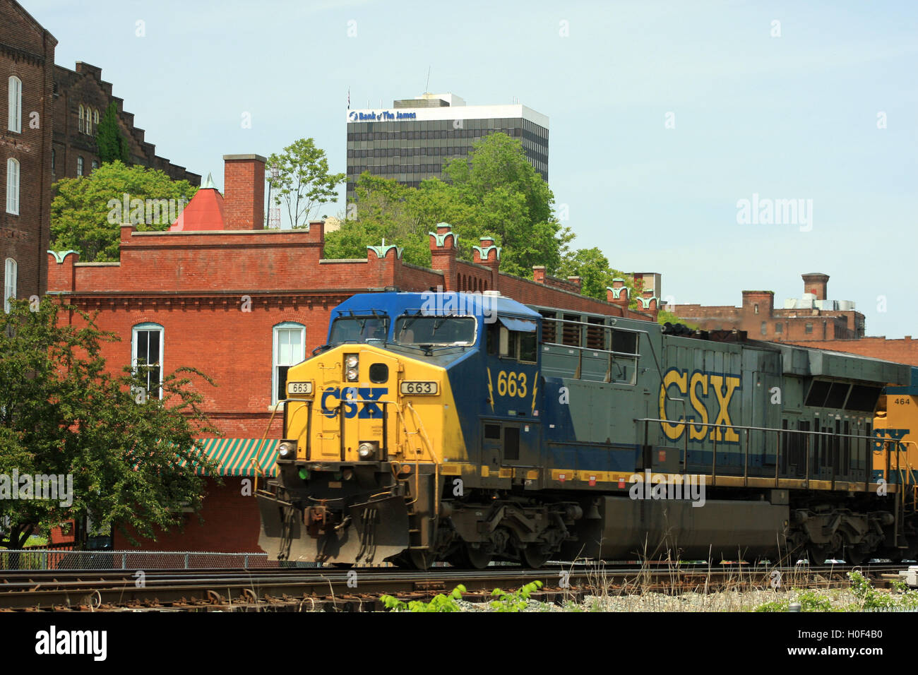 Csx train hi-res stock photography and images - Alamy