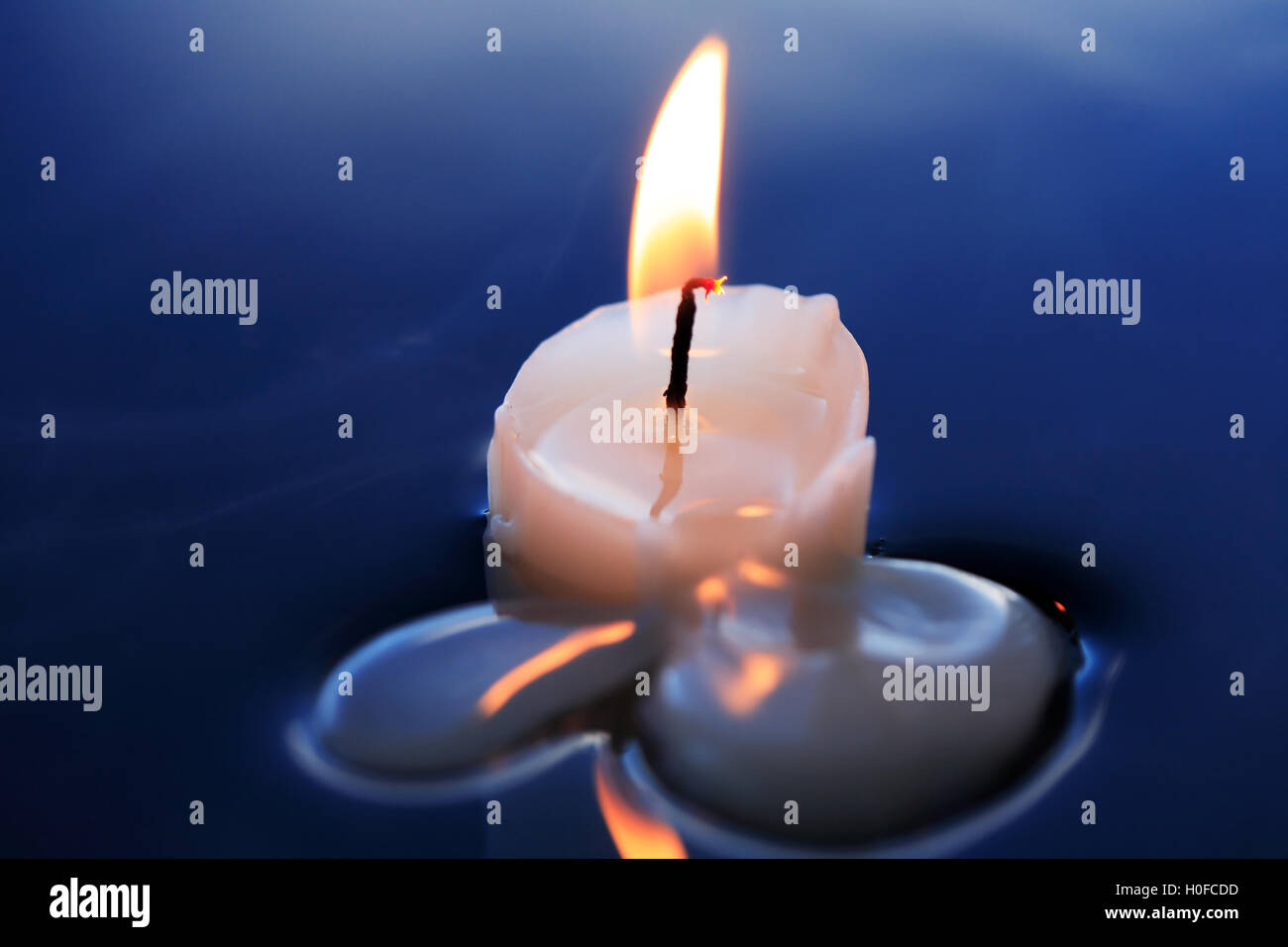 Wick water hi-res stock photography and images - Alamy