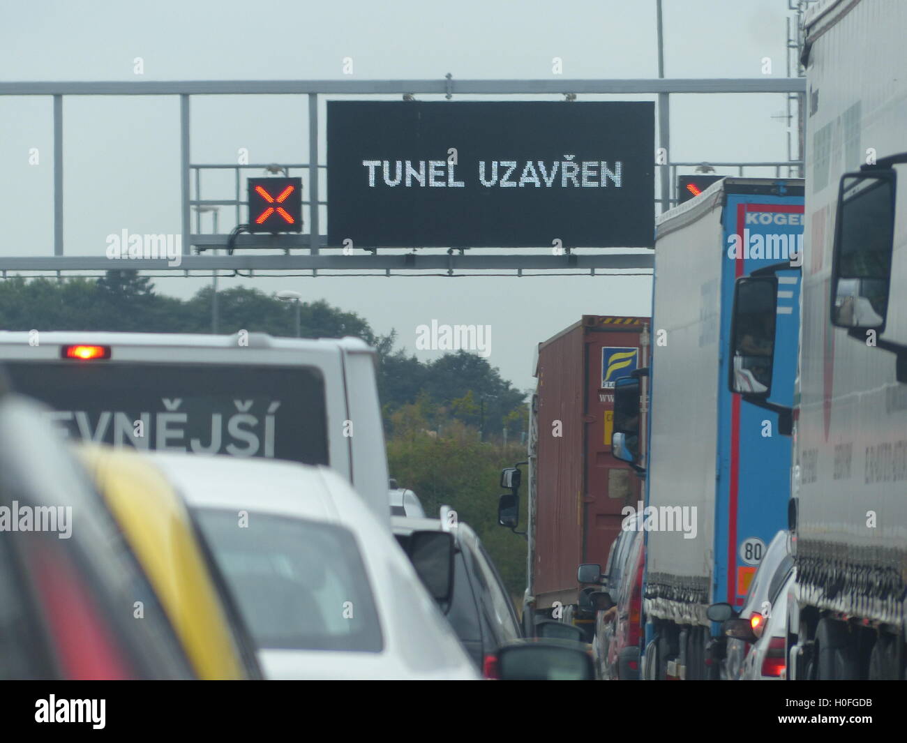 Traffic collapse hi-res stock photography and images - Alamy