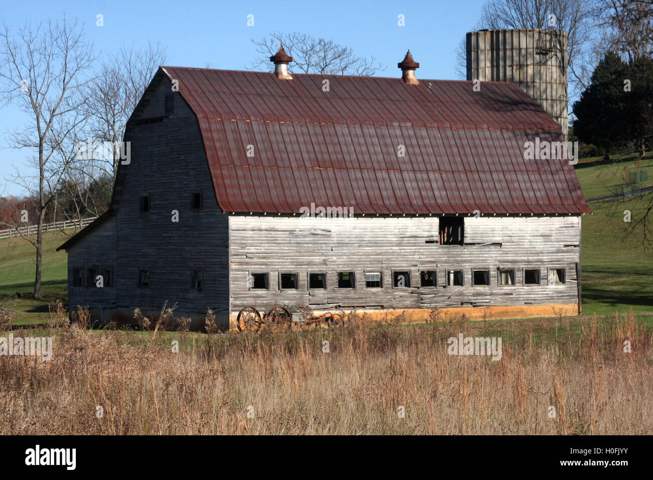 Old falling down barn in hi-res stock photography and images - Alamy