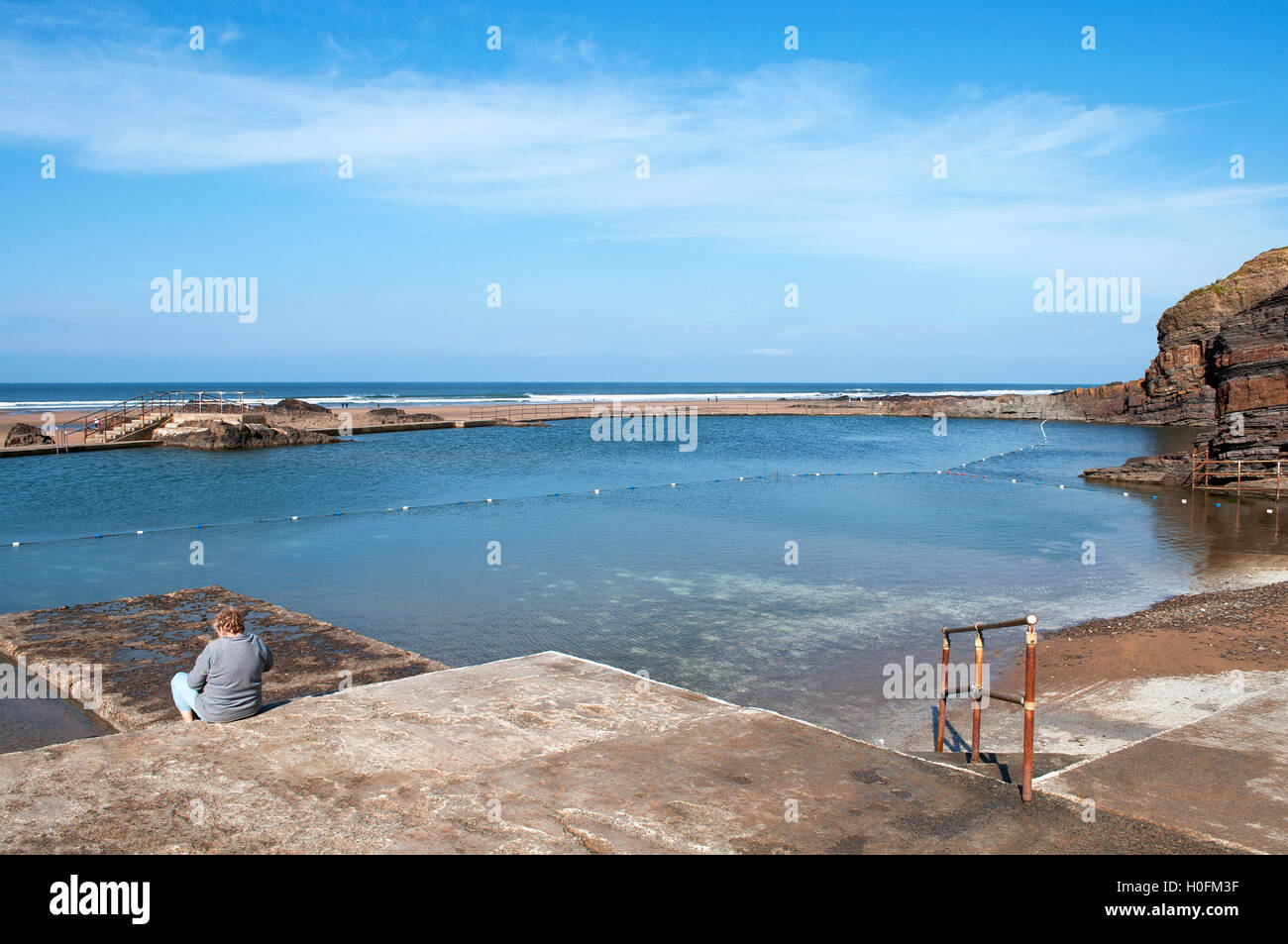 The man made beach swimming swimming pool on the beach at Bude in North ...