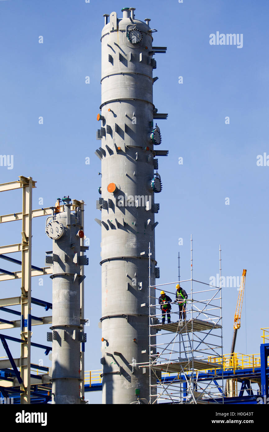 Refinery Construction Site Stock Photo - Alamy