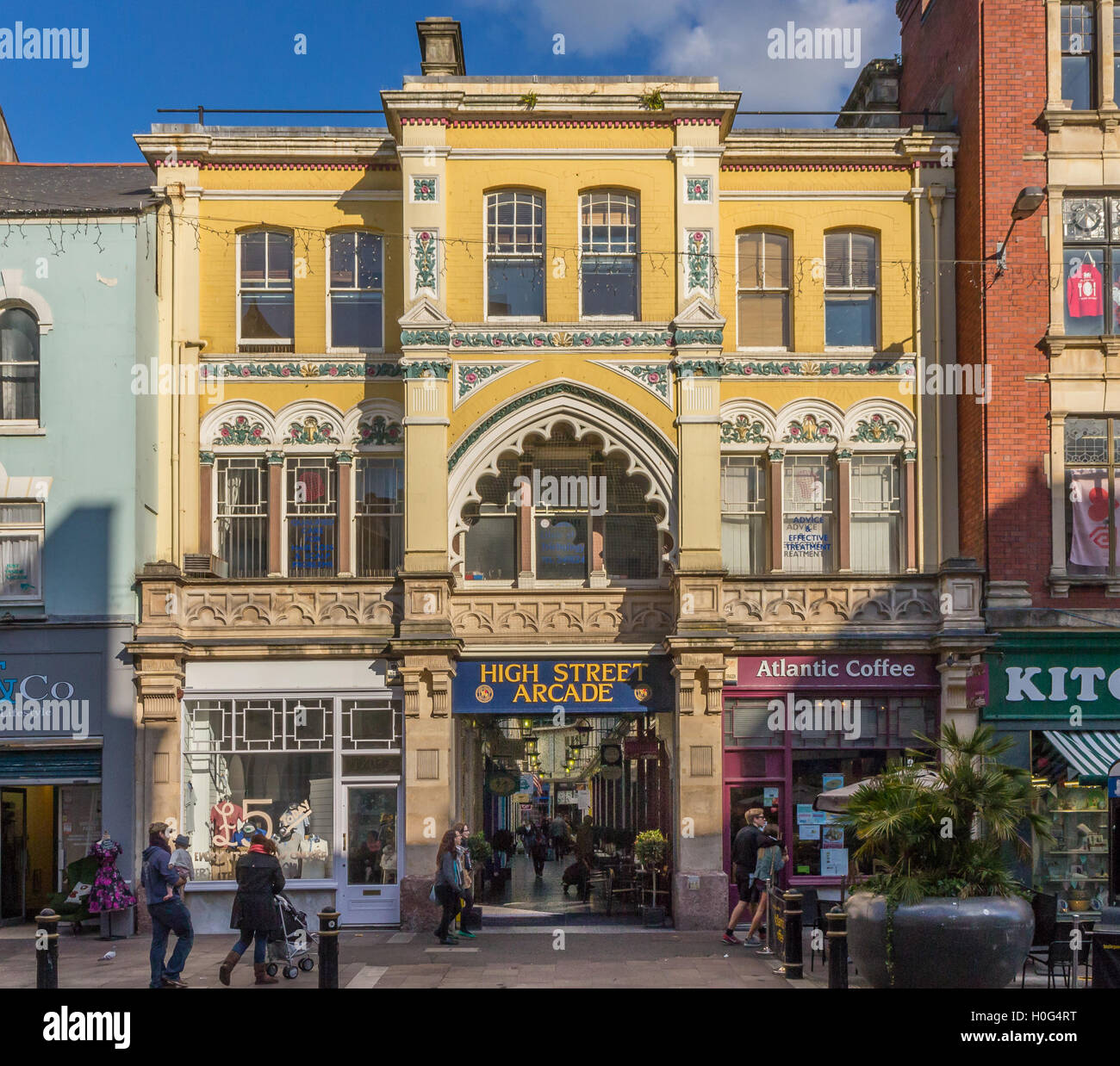 Cardiff arcade hi-res stock photography and images - Alamy