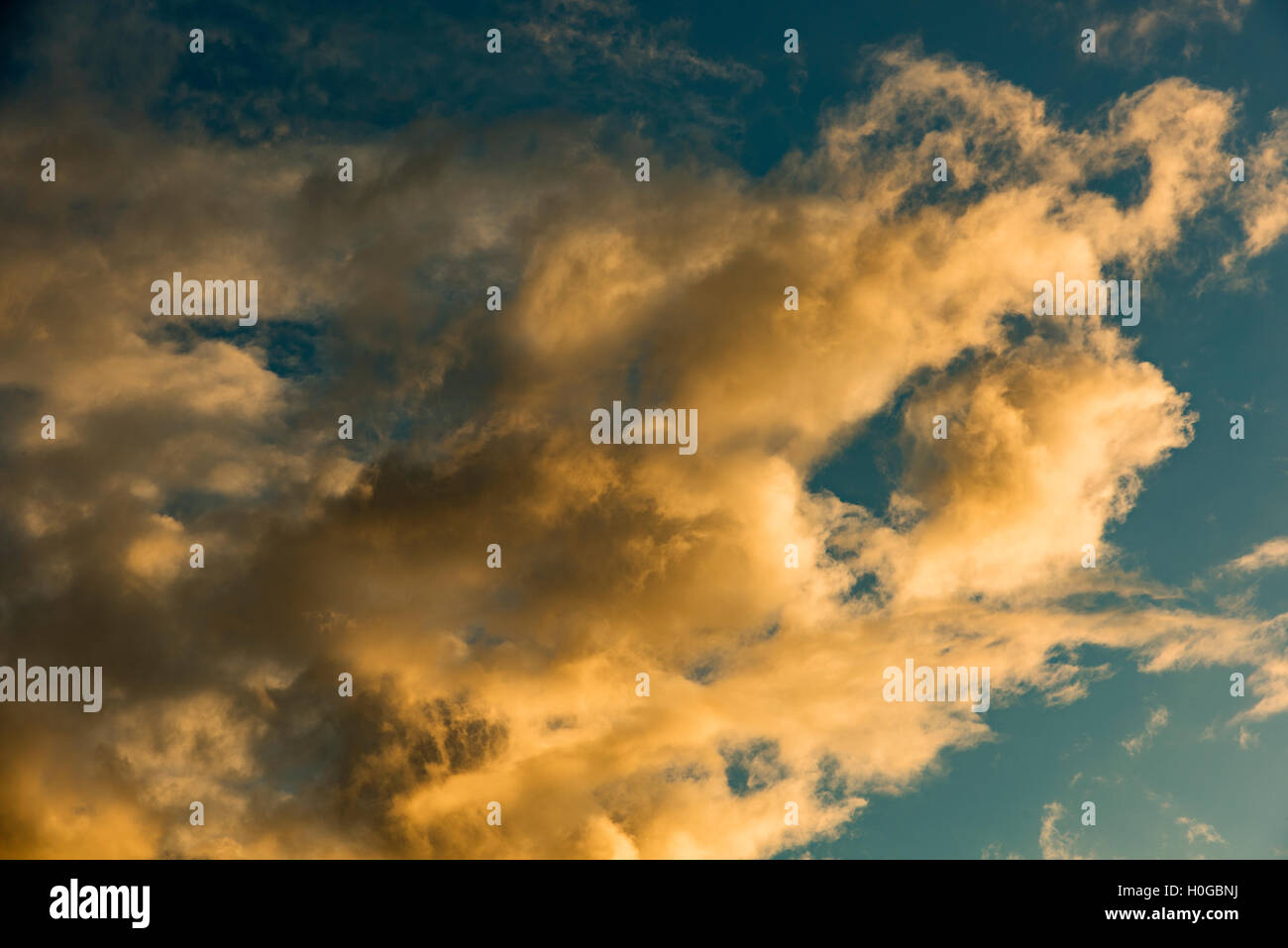 Blue sky with different types of cloud formations Stock Photo - Alamy