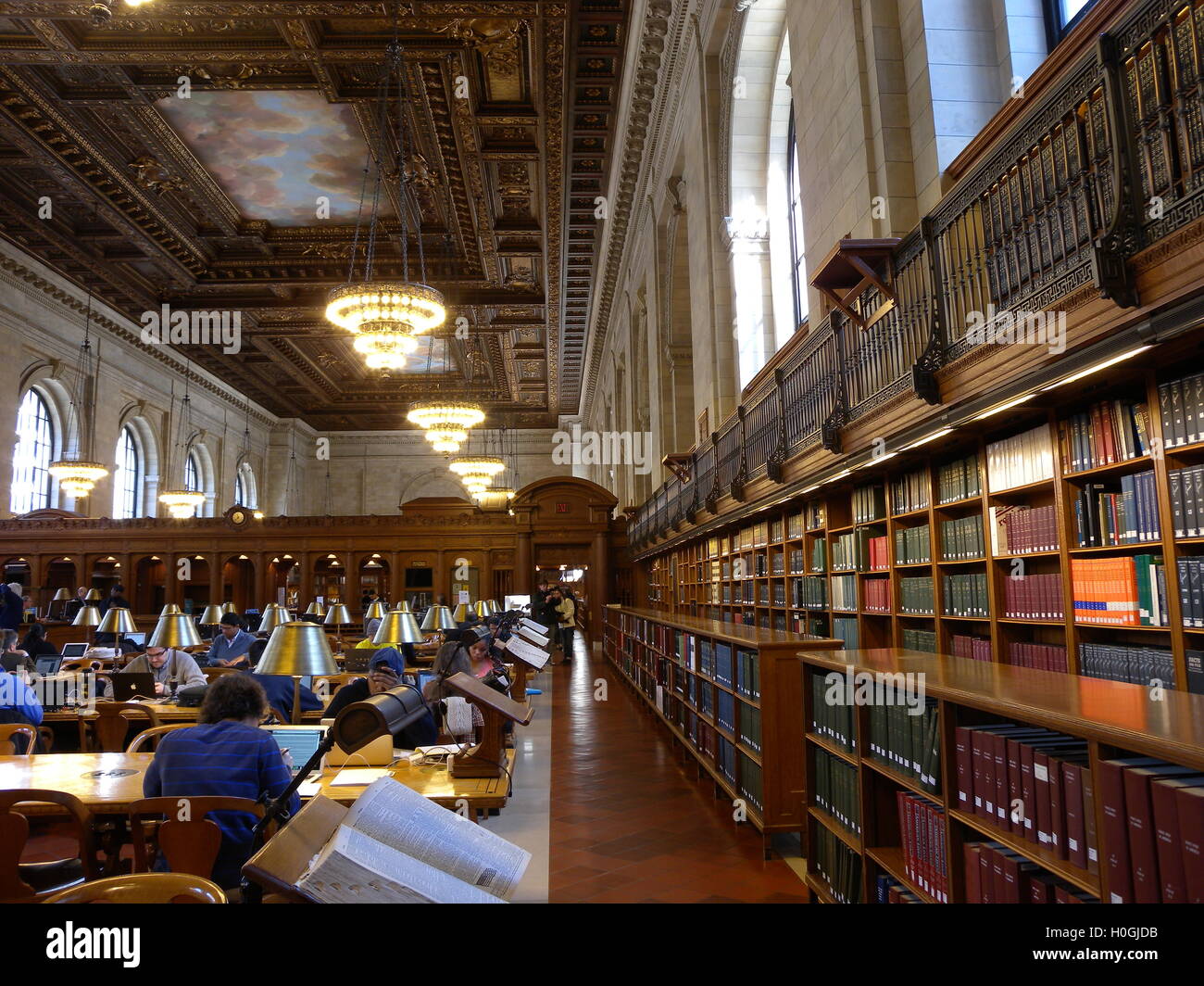 New York public library Stock Photo - Alamy
