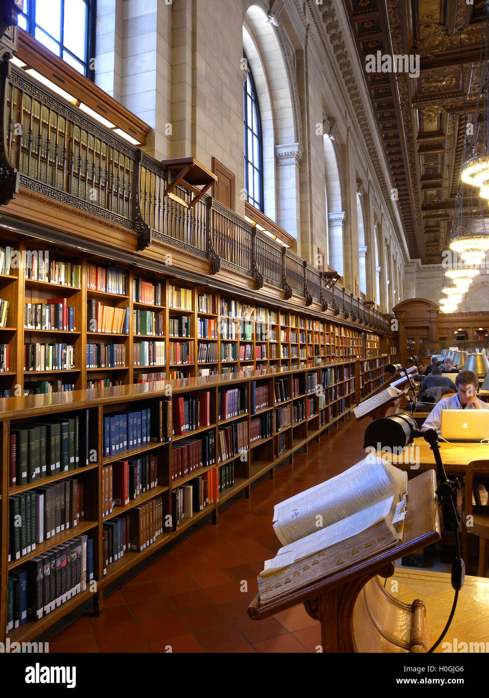 New York public library Stock Photo - Alamy