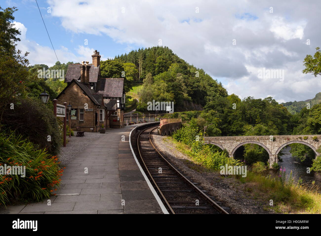 Berwyn Station on the Llangollen heritage railway Stock Photo - Alamy