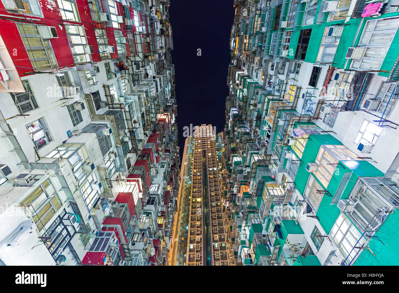 Overcrowded building in Hong Kong Stock Photo - Alamy