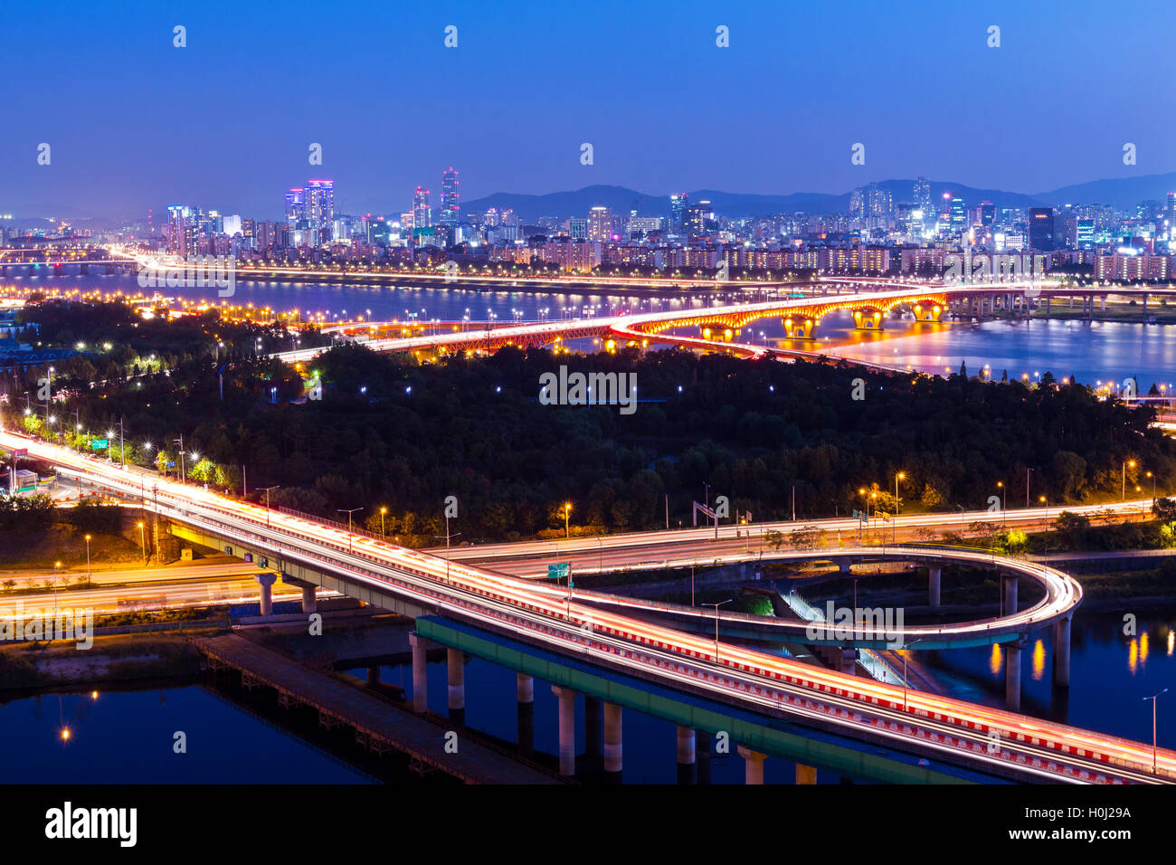 Seoul city night Stock Photo - Alamy