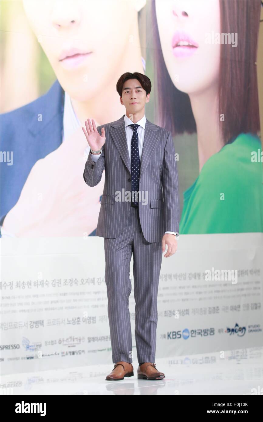 Yeo jin ha hi-res stock photography and images - Alamy