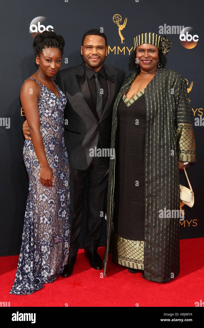 Kyra anderson hi-res stock photography and images - Alamy