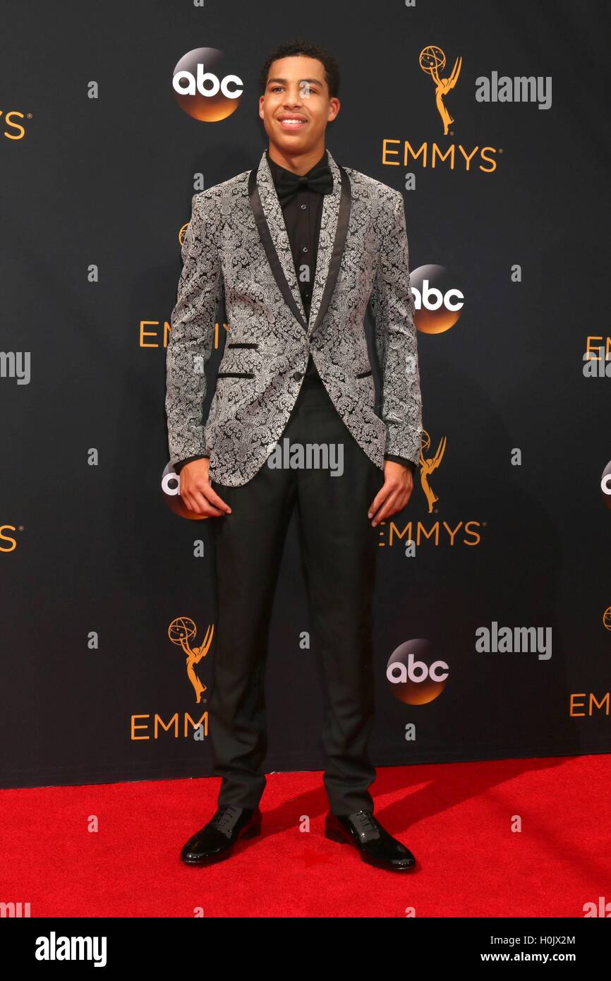 Los Angeles, CA, USA. 18th Sep, 2016. Marcus Scribner at arrivals for ...