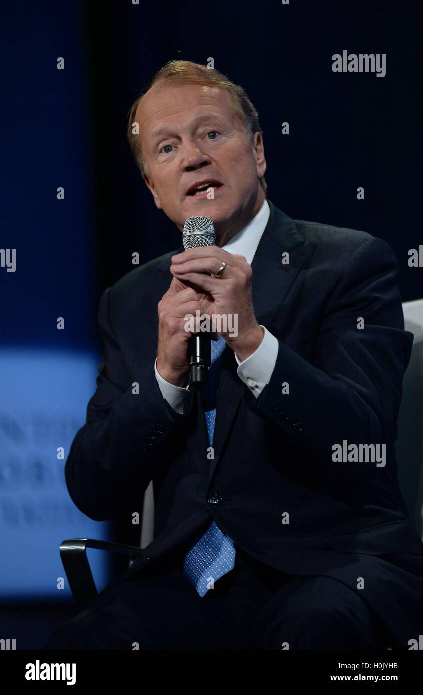 John chambers hi-res stock photography and images - Alamy