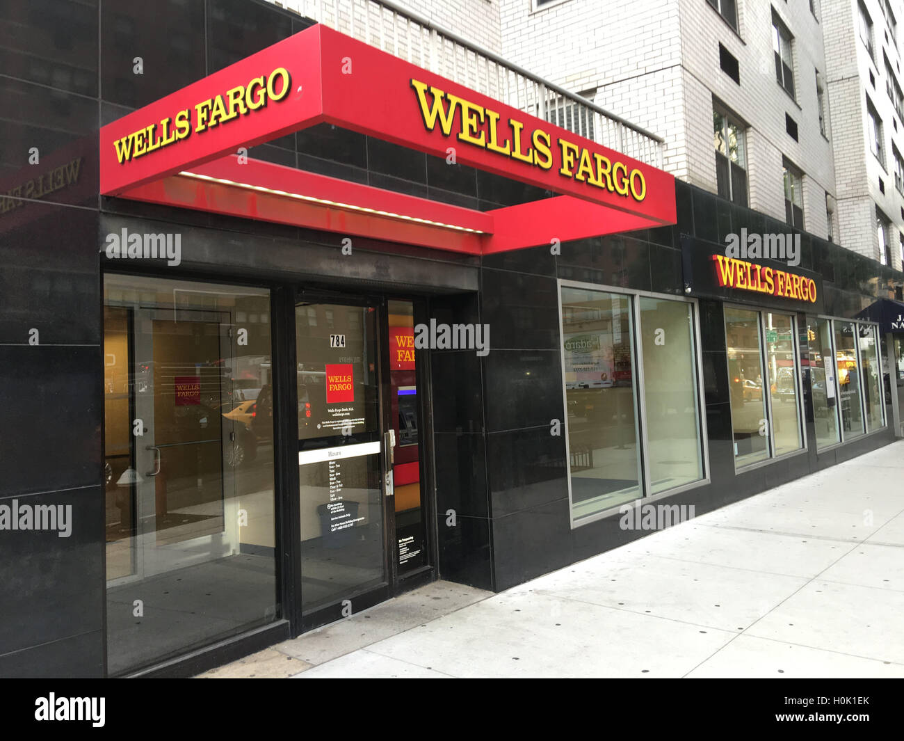 New York, New York, USA. 21st Sep, 2016. Wells Fargo © John Marshall ...
