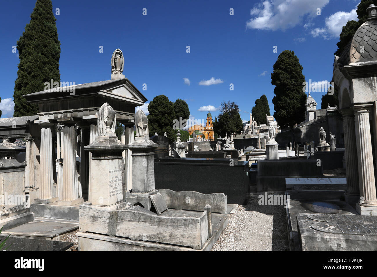 Nice, France. 15th Sep, 2016. The Jewish graveyard near the 'Parc de la ...