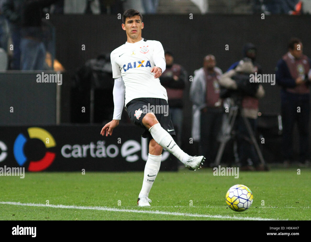 SÃO PAULO, SP - 21.09.2016: CORINTHIANS X FLUMINENSE - Balbuena during ...