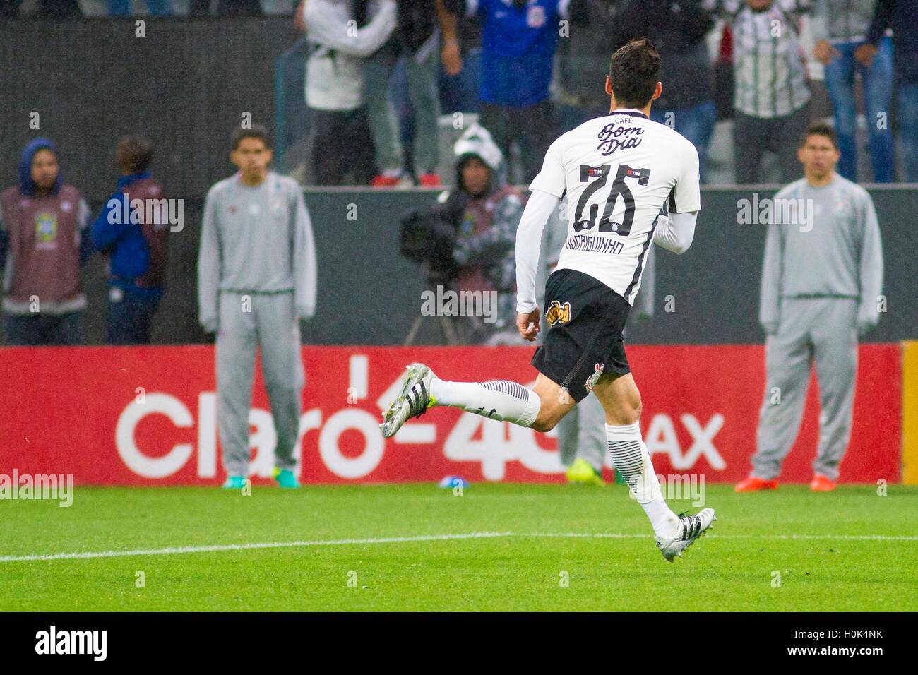 SÃO PAULO, SP - 21.09.2016: CORINTHIANS X FLUMINENSE - Commemoration of ...