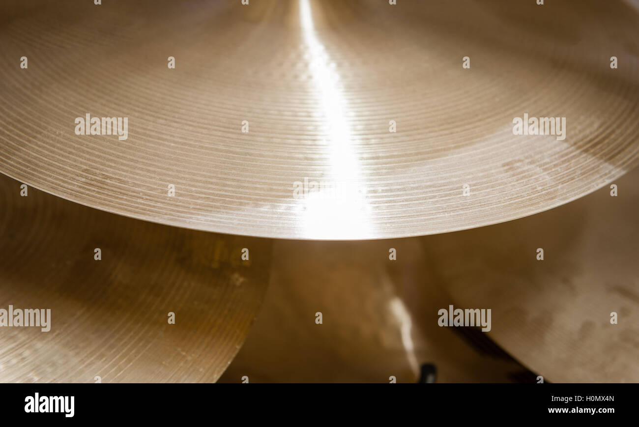 Crash metal hi-res stock photography and images - Alamy