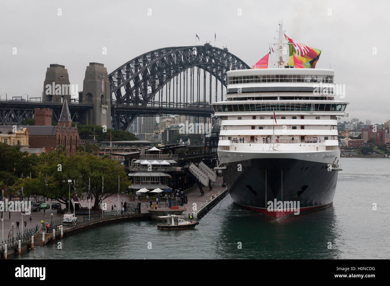 MV Queen Elizabeth berthed at the Overseas Passenger Terminal Sydney ...