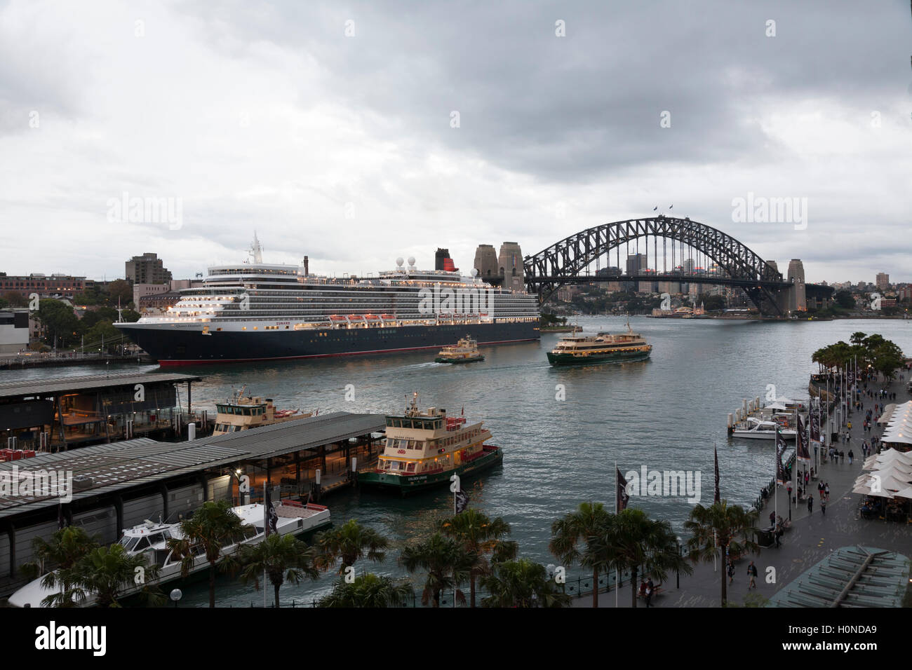 Elizabeth ferry hi-res stock photography and images - Alamy