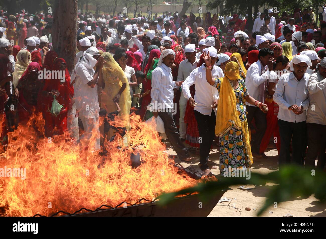Bishnoi tribes hi-res stock photography and images - Alamy