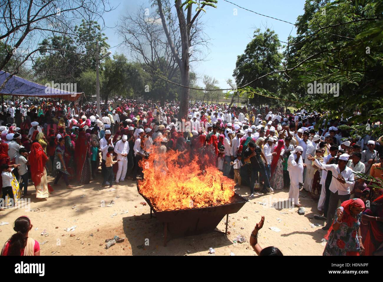 Bishnoi tribes hi-res stock photography and images - Alamy
