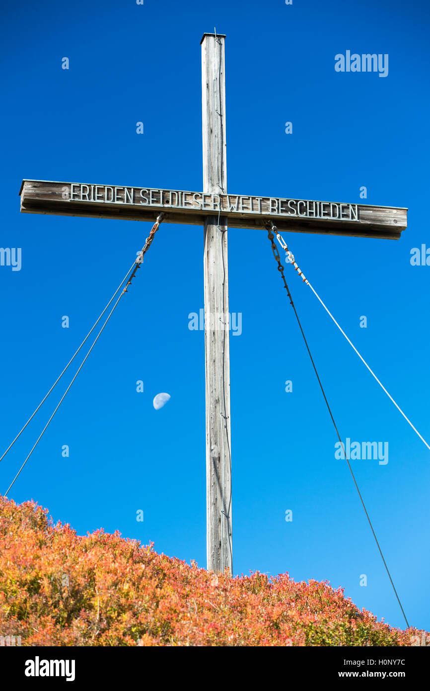 Peace cross hi-res stock photography and images - Alamy