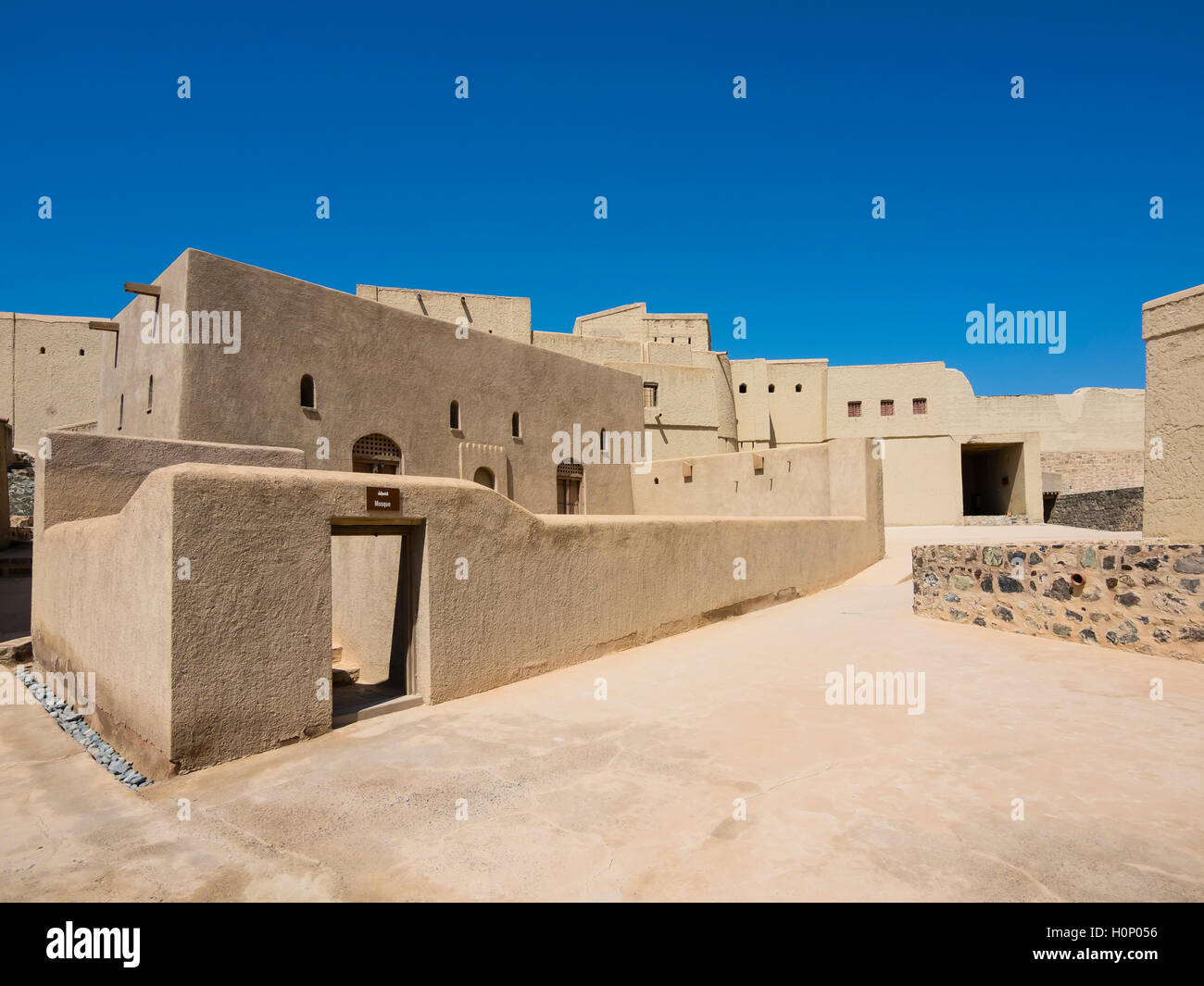Bahla Fort, UNESCO World Heritage Site, Al Hajar al Gharbi Mountains ...