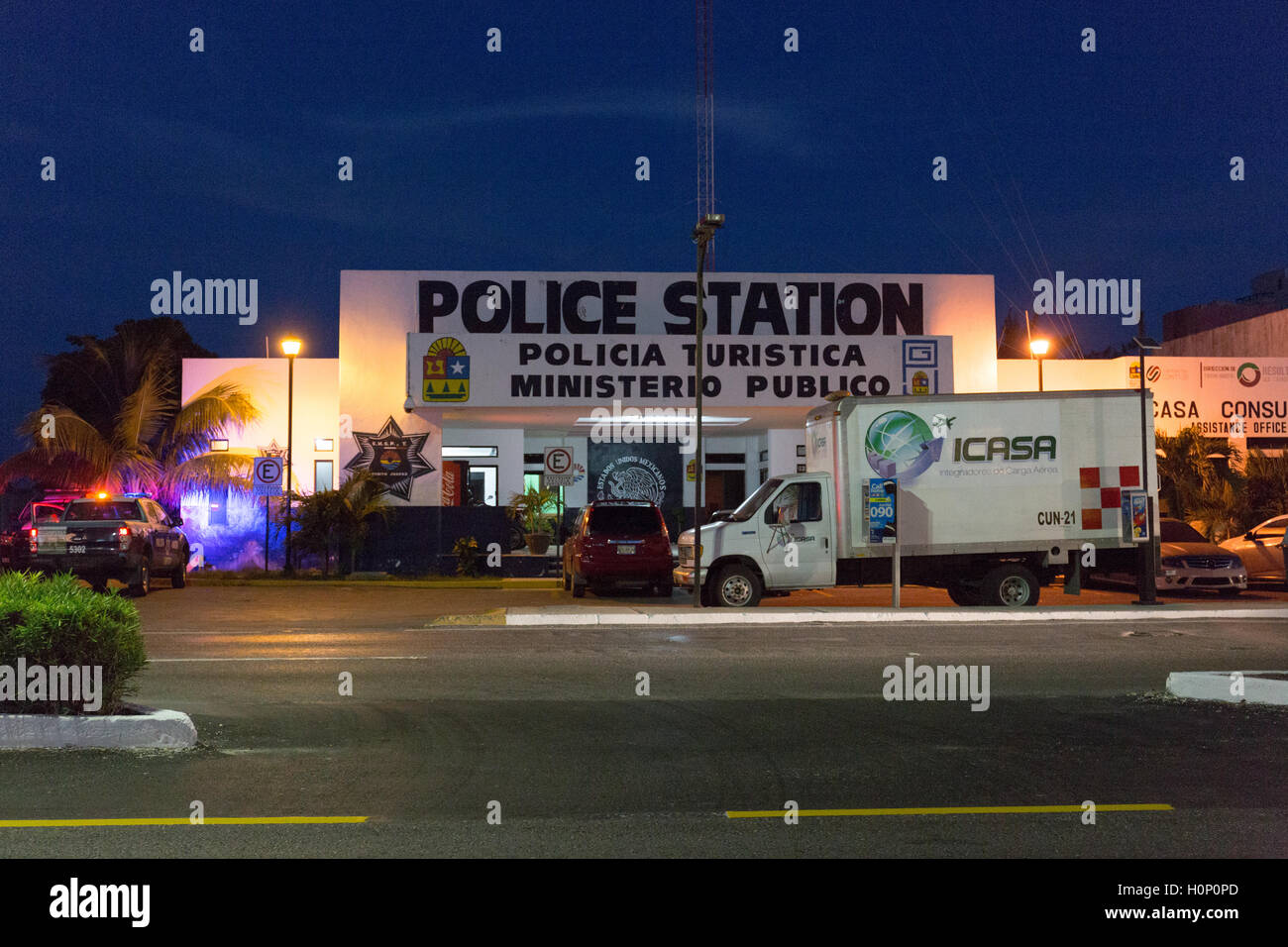 Police Station Cancun Stock Photo - Alamy